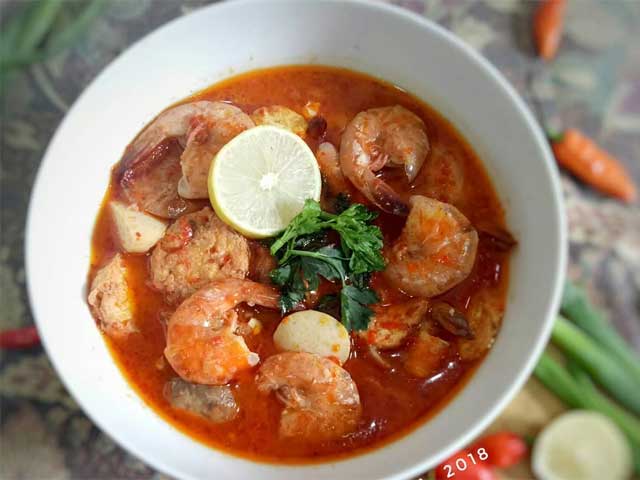 Resep Tom Yam Udang Sederhana Asam Pedas Super Menyegarkan Resep Tom Yam Udang Sederhana Asam Pedas Super Menyegarkan